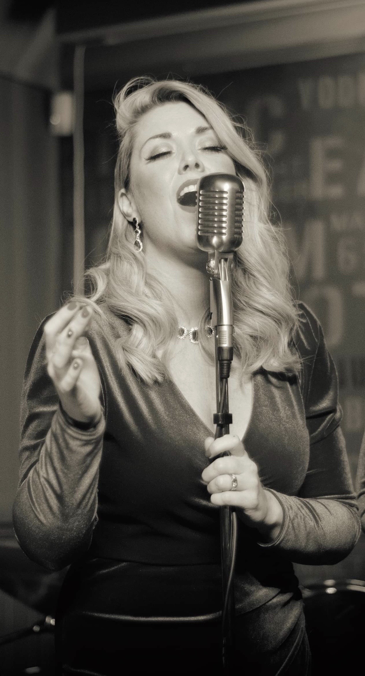 Meet the Girls – The Vintage Girls